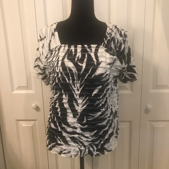 TanJay | Tops | Tanjay Ruffled Stretch Black And White Shirt | Poshmark